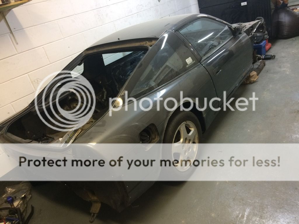 Super clean S13 shell for sale with Ali Fuel Cell | Driftworks Forum