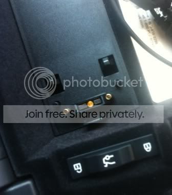 Weird connector inside center console (550i) ----->